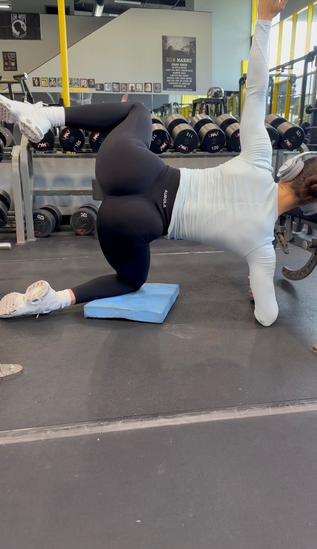 BUSY BABE Full-Body Program by Brittany Perille